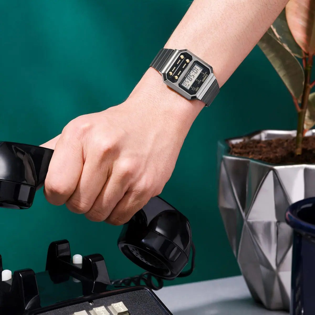 Vintage Casio: When Nostalgia Meets Steeze – Maybrands-Casio